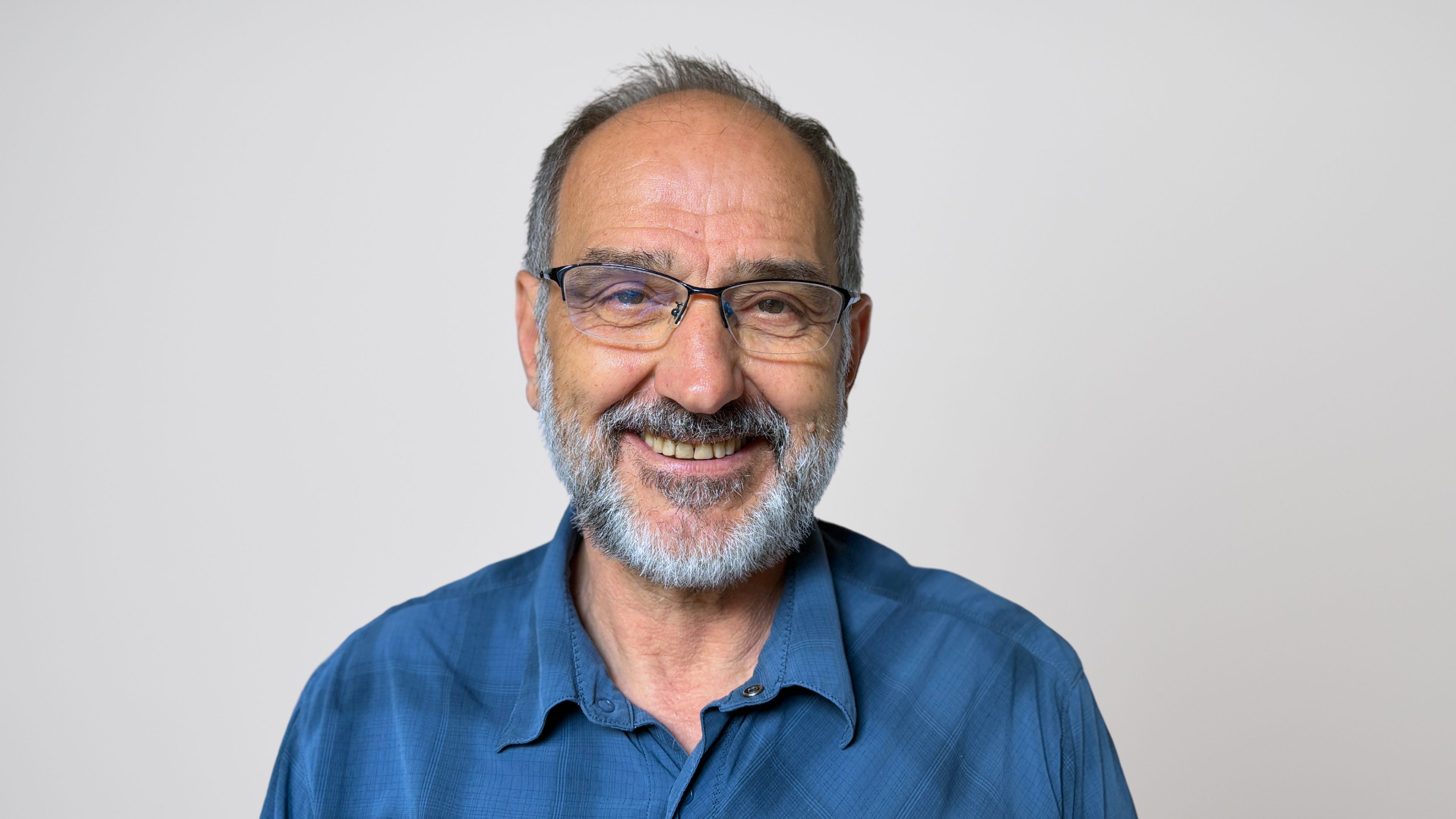 Home Page of Sorin Voinigescu